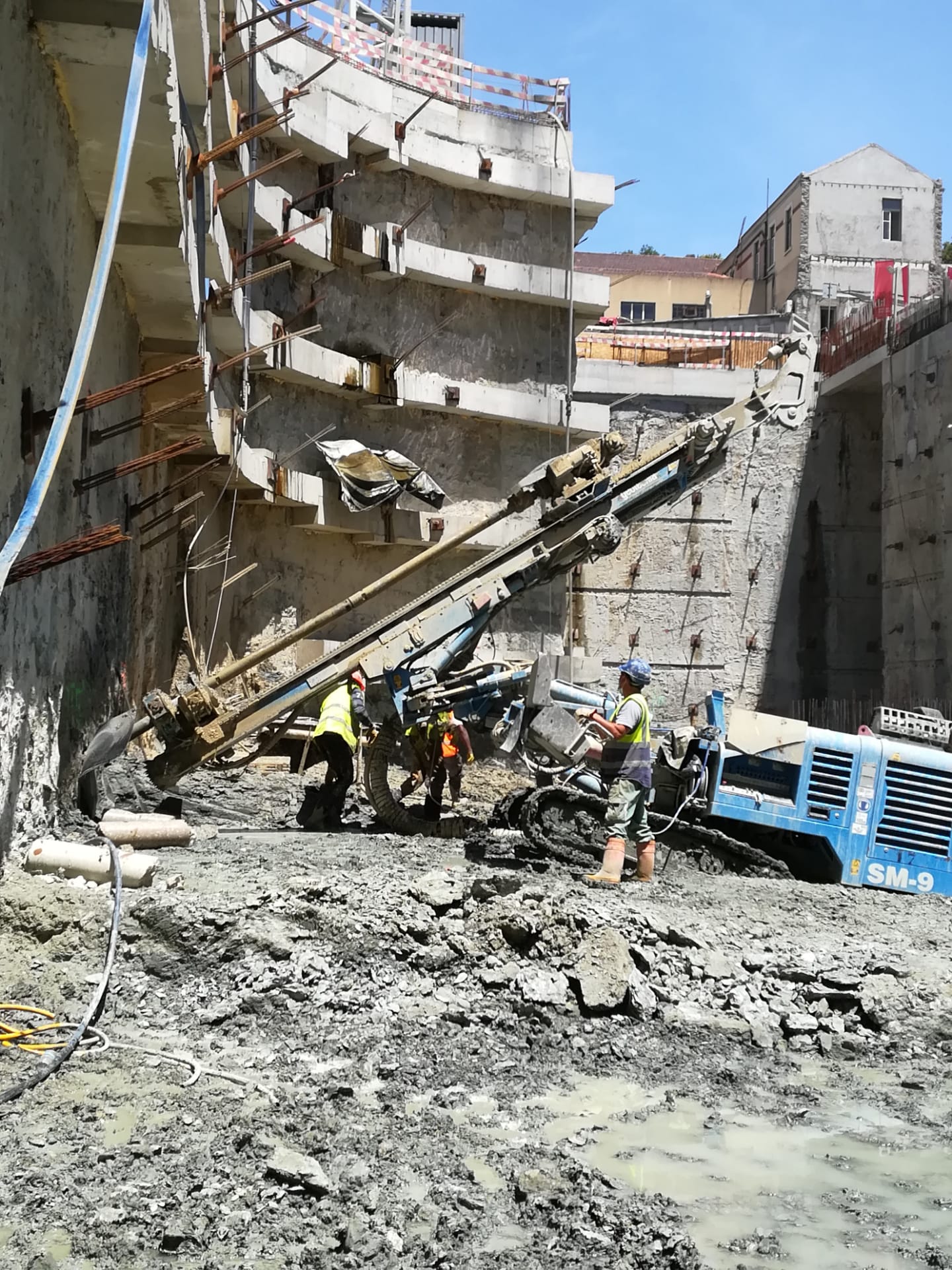 Ancoragens » tgeotecnia